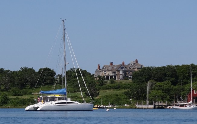 Heavenly Hadley Harbor – Cruising along the East Coast and Bahamas